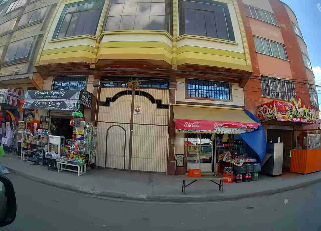 Market Grocery Store, El Alto, foto