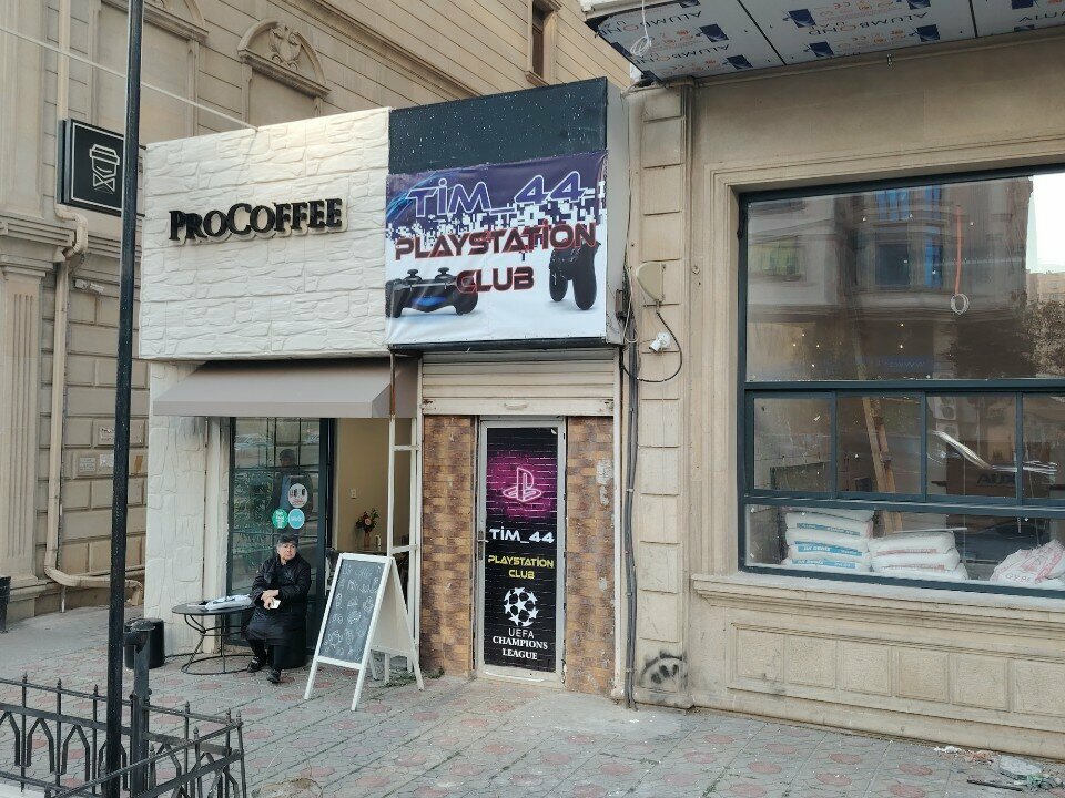 Oyun salonları Tim_44, Bakü, foto