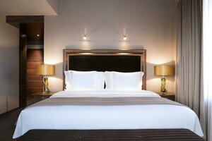 Guarda Golf Hotel & Residences (Valais, Sierre, Montana, Crans-Montana), otel  Valais'den
