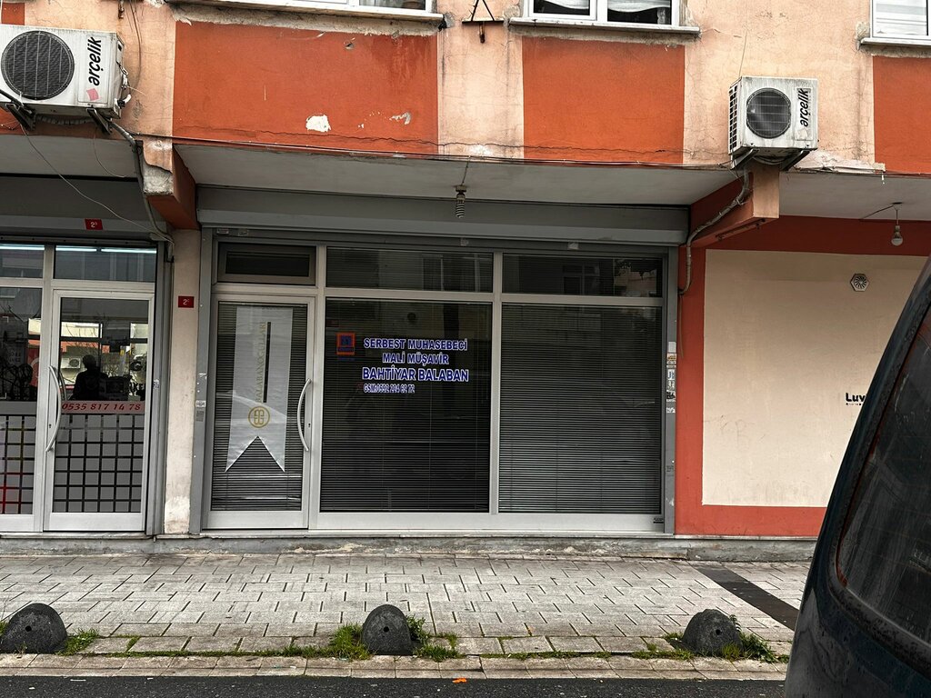 Mali müşavir Serbest Muhasebeci Mali Müşavir Bahtiyar Balaban, İstanbul, foto