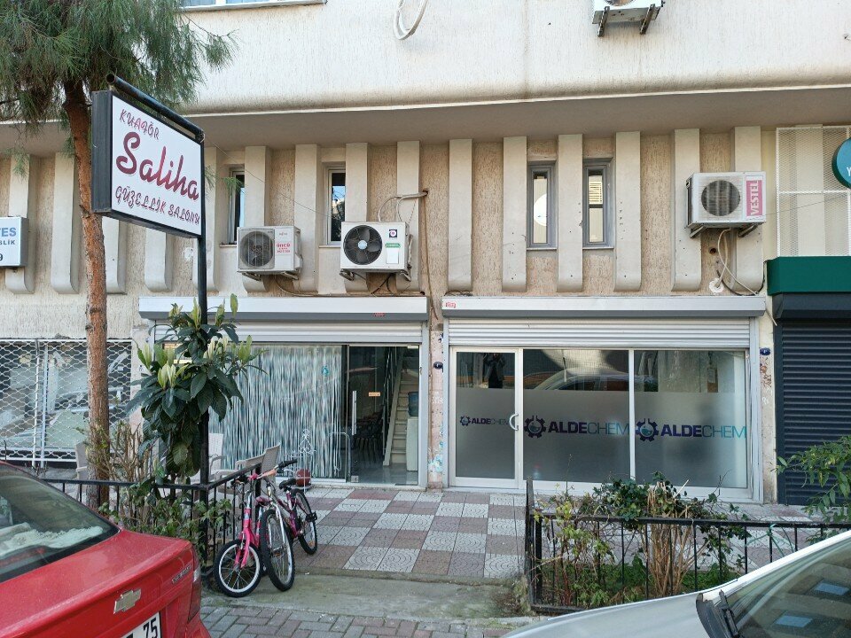 Kuaförler Kuaför Saliha Güzellik Salonu, İzmir, foto