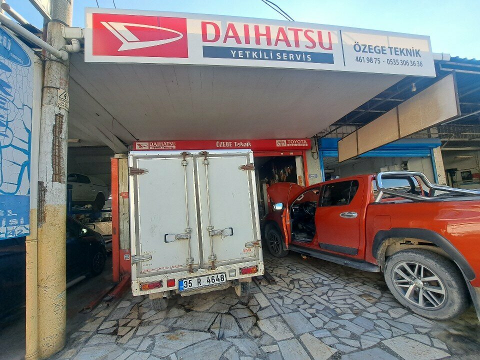 Otomobil servisi Daihatsu Yetkili Servis, İzmir, foto