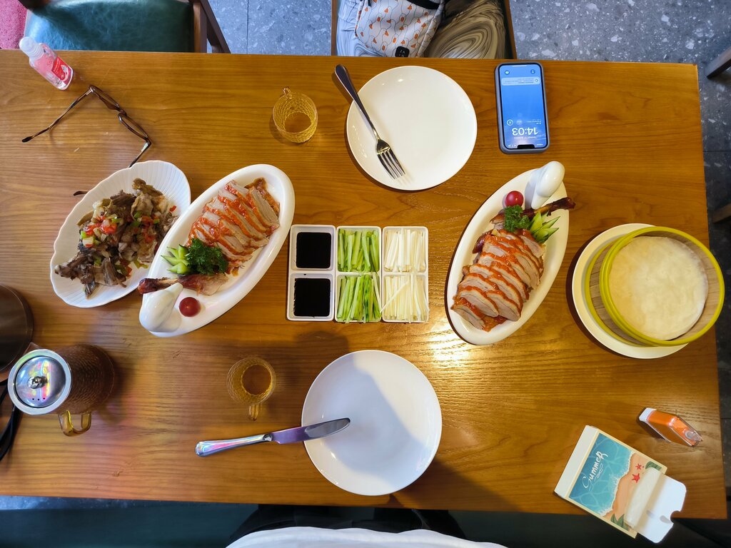 Kafe Саммер Бир, Sanya, foto