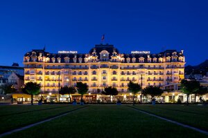 Fairmont Le Montreux Palace (Vaud, Riviera-Pays-d'Enhaut, Montreux, Avenue Claude Nobs, 2), otel  Montrö'den