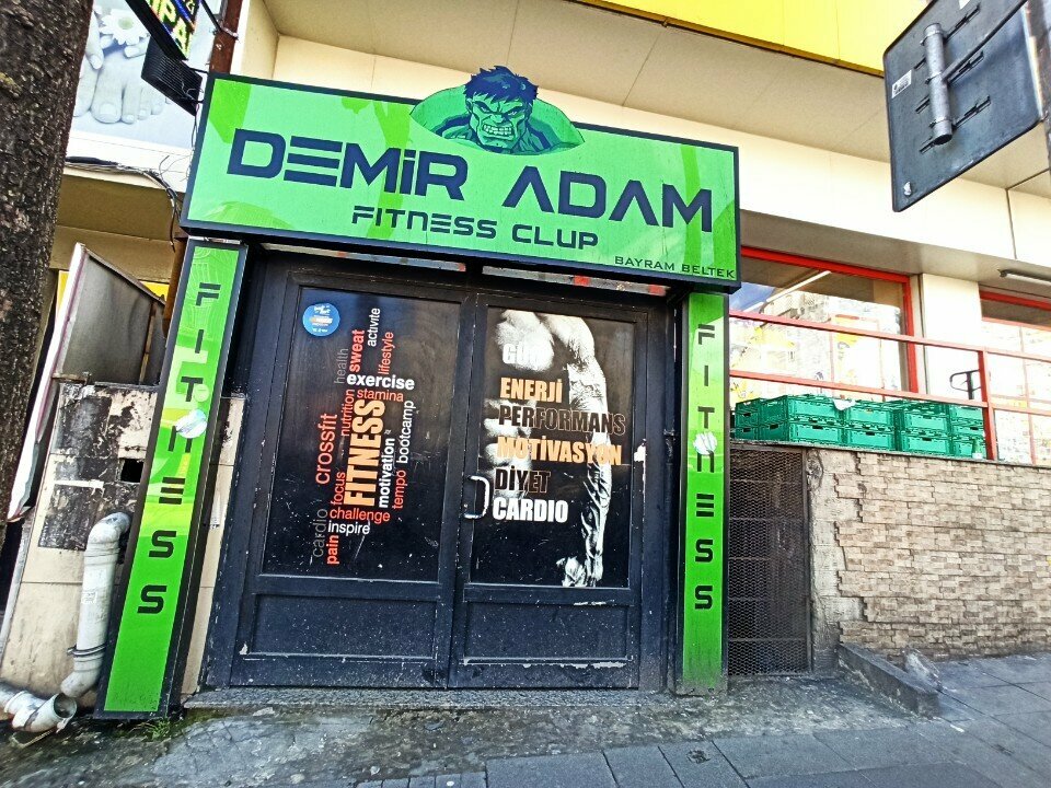 Spor ve jimnastik salonları Demir Adam Fitness Clup, İstanbul, foto