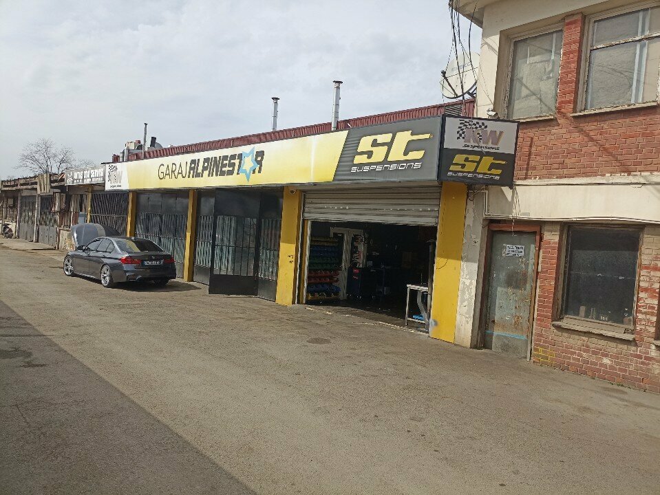 Otomobil servisi Garage Alpinestar, İstanbul, foto