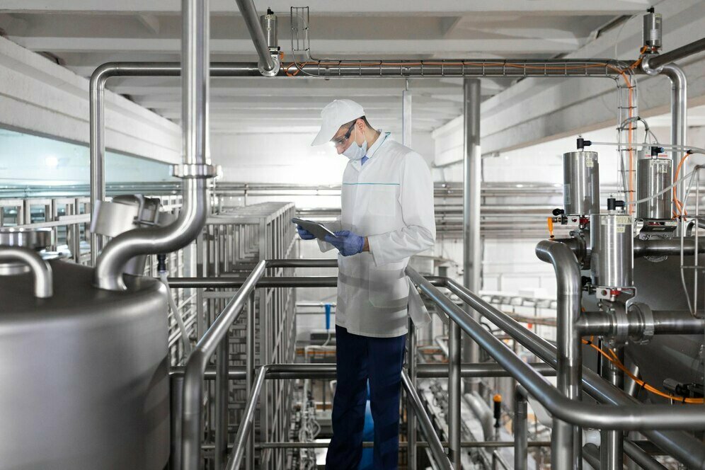 Kimyasal üretim firmaları Neftehim-Innovation, Nijni Novgorod, foto