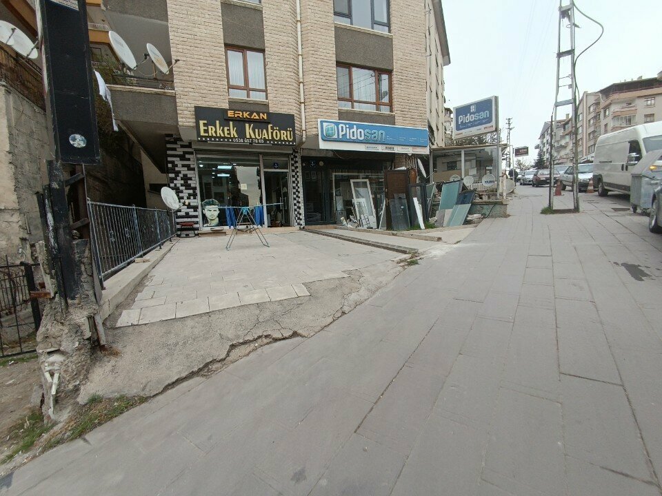 Berberler Erkan Erkek Kuaförü, Ankara, foto