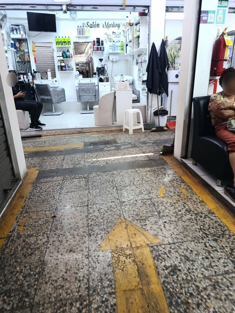 Peruk, kaynak, çıtçıtlı kaynak saç üreticileri Marleny Salon, Lima, foto