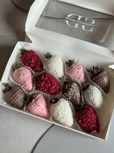 Strawberry Dream (Chelyuskintsev Street No:1), pasta, şekerleme ve tatlı  Murmansk'tan