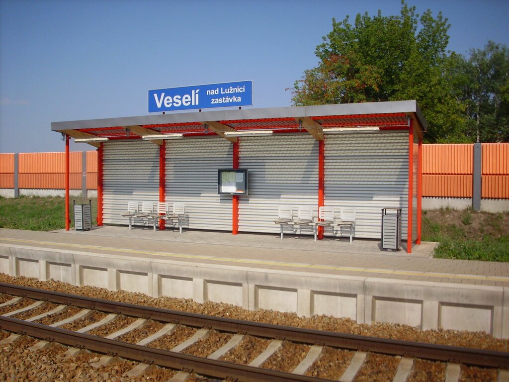 Tren istasyonu Veselí nad Lužnicí zastávka, Güney Bohemya Bölgesi, foto