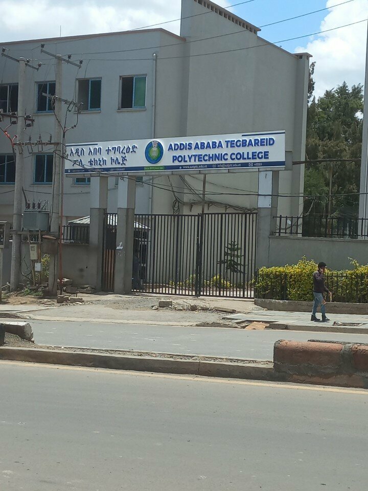 Yüksekokul Addis ababa tegbareid polytechnic college, Addis Ababa, foto