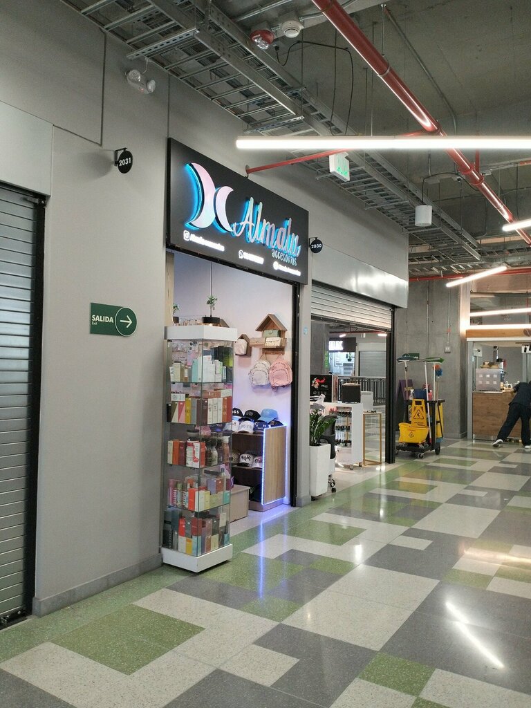 Şapka satan mağazalar Almalu Accesorios, , foto