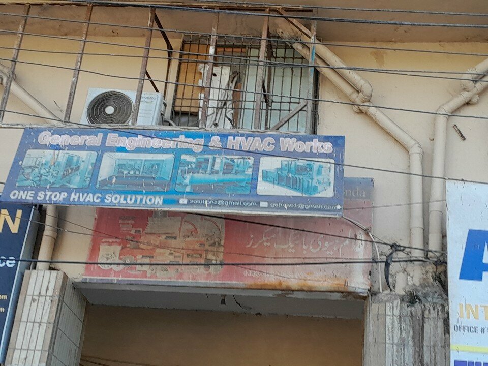 Motosiklet tamiri Alam heavy bike maker, Karaçi, foto