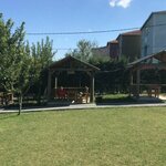 Çatalca Livadi (İstanbul, Çatalca, Gökçeali Mah., Bahçe Sok., 14), piknik alanı  Çatalca'dan