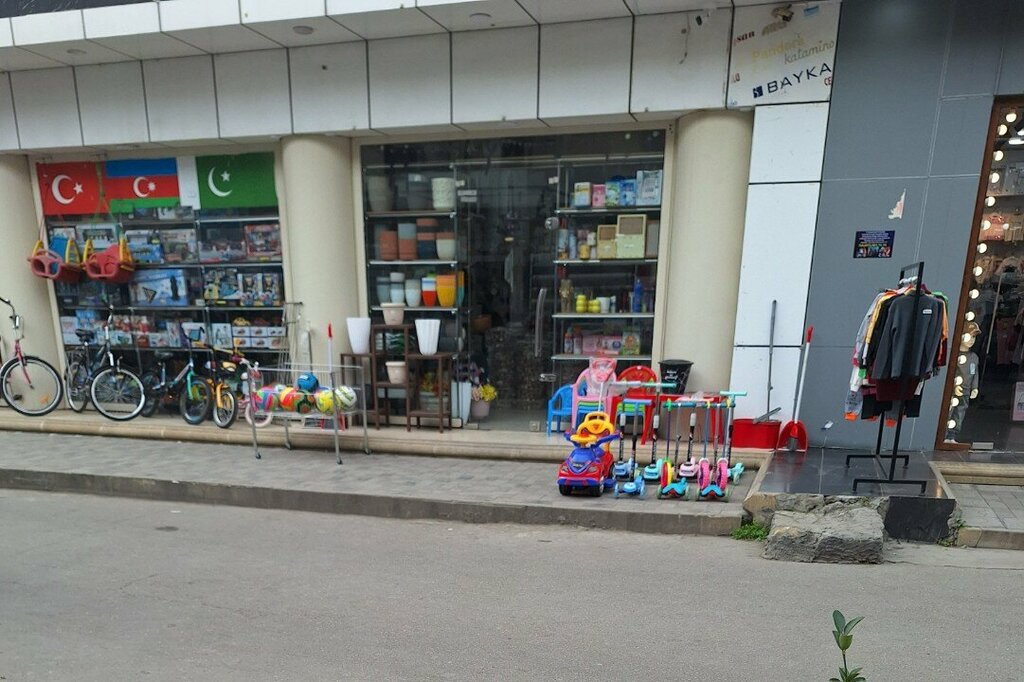 Mini-market Hər Ev Gözəldir, Bakü, foto