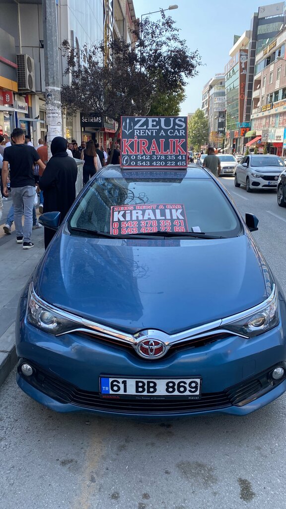 Oto kiralama Zeus Rent A Car, Van, foto