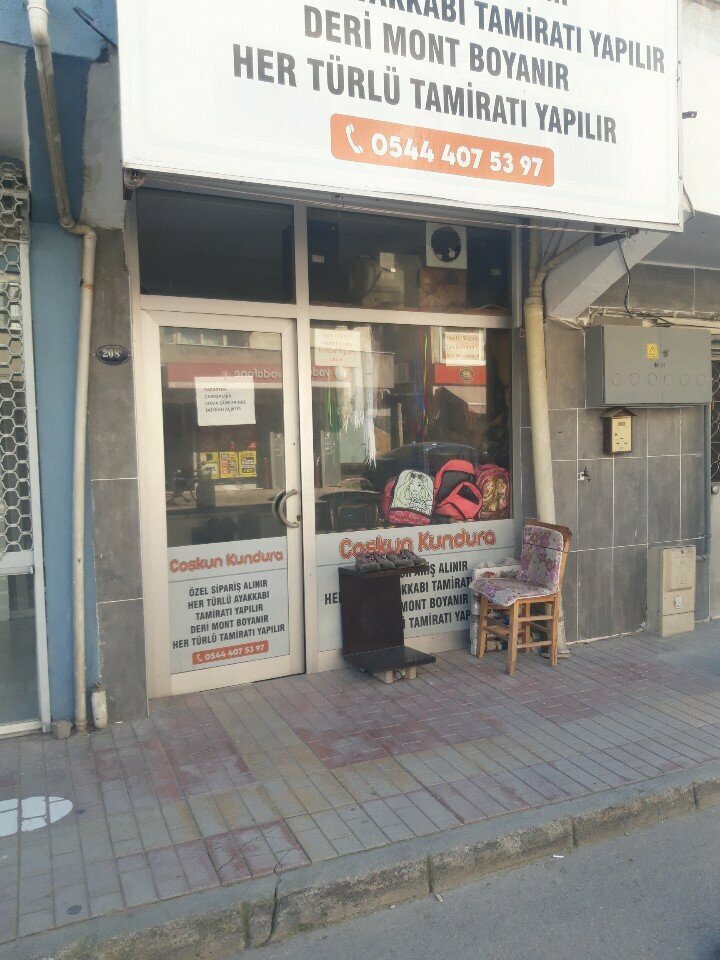 Ayakkabı tamiri Coşkun Kundura, İzmir, foto