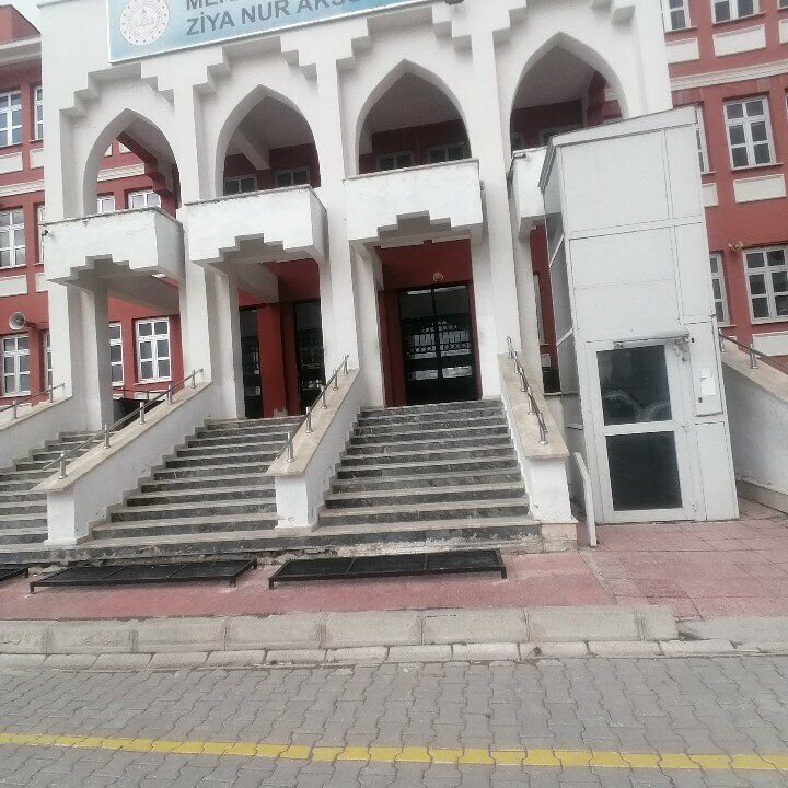 Ortaokul Meram Harmancık Toki Ziya Nur Aksun Ortaokulu, Konya, foto