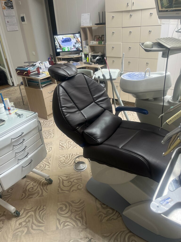 Özel ağız ve diş sağlığı klinikleri ve muayenehaneleri Дентос, Buturlinovka, foto