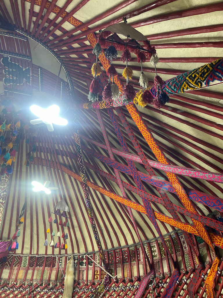 Restoran Auyl, Almatı, foto