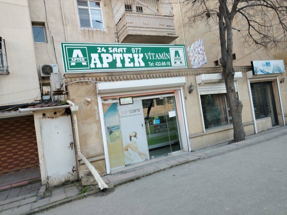 Eczaneler Aptek, Bakü, foto