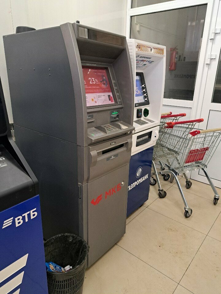 ATM'ler Московский Кредитный Банк, Yekaterinburg, foto