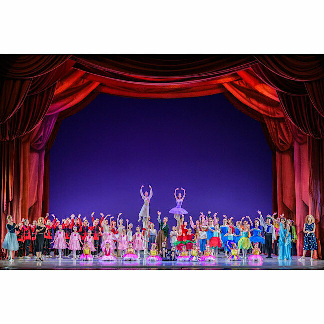 Dans okulları Ballet and Barre studio Guzel Suleymanova, Ufa, foto