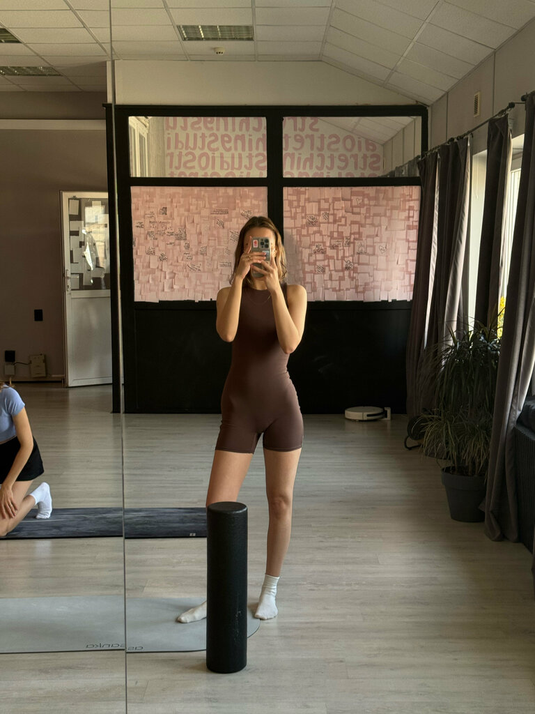 Fitness kulüpleri Студия растяжки izgib, Taganrog, foto
