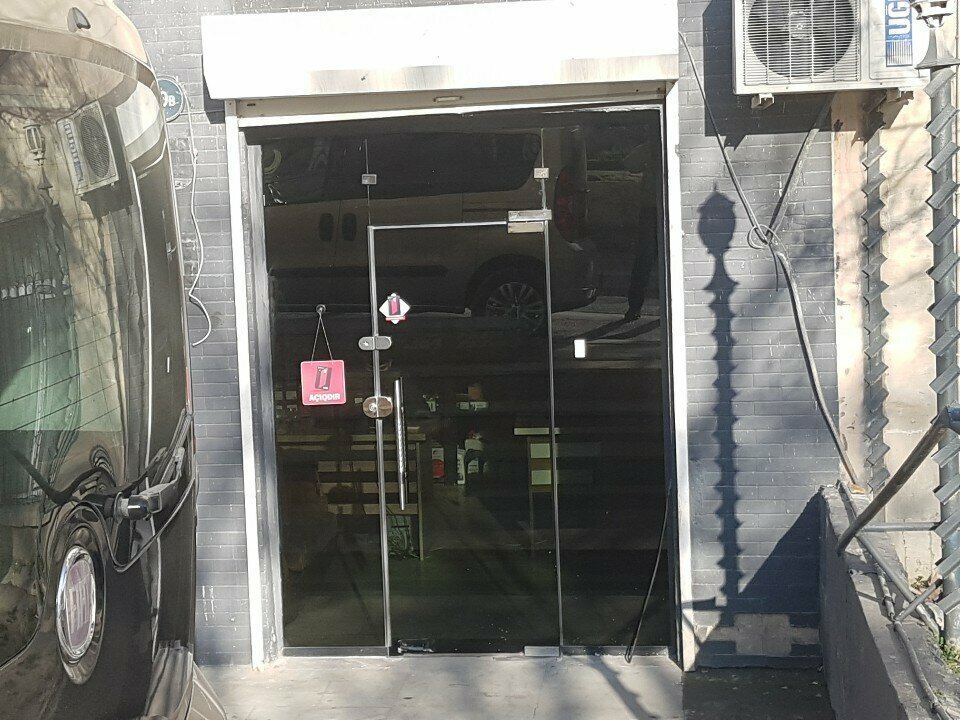 Otomobil yedek parçaları AutoHome, Bakü, foto