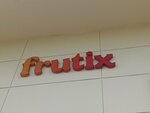 Frutix (Distrital La Perla, Benjamin Doig, Avenida La Marina, 2000), vitamin bar  Peru'dan