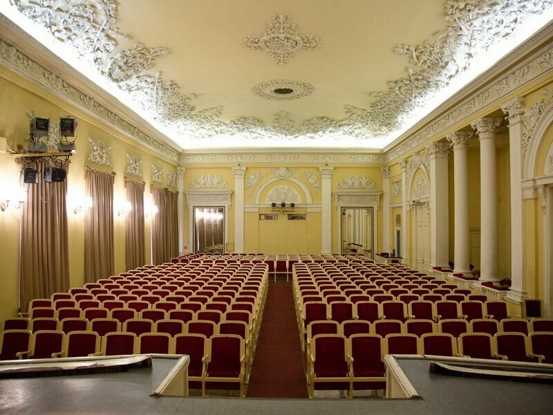 Tiyatrolar Международный театр Драмы и Комедии, Saint‑Petersburg, foto