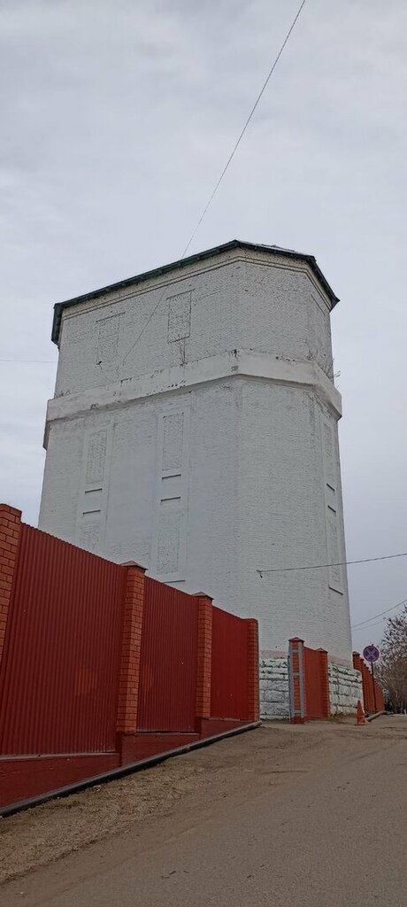 Turistik yerler Water tower, Mojaysk, foto