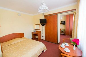 Geovita Zlockie (Lesser Poland Voivodeship, Powiat Nowosądecki, Muszyna, Złockie), otel  Muszyna'dan