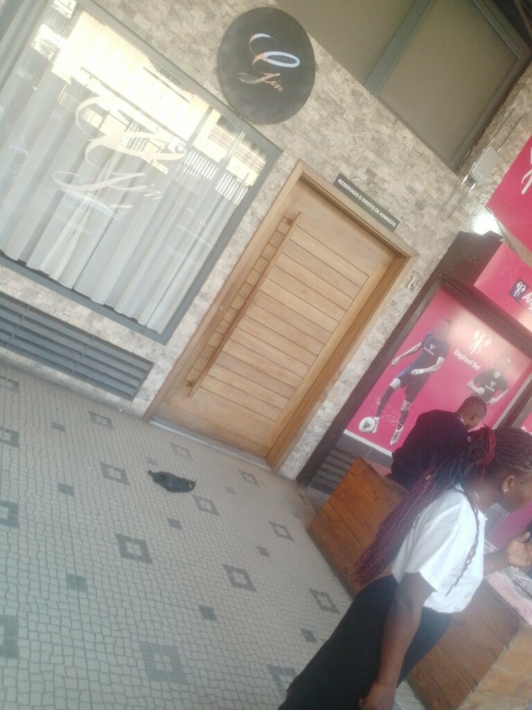 Restoran Gin, Loanda, foto