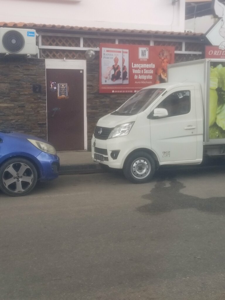 Kafe Rei dos porco, Loanda, foto