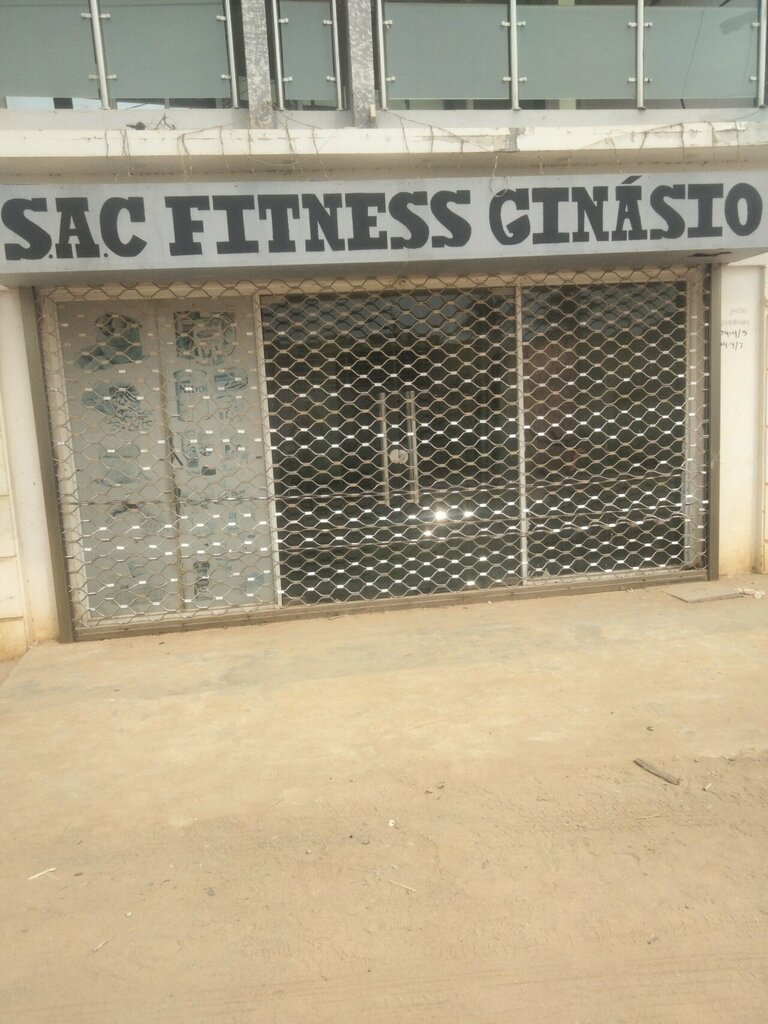 Fitness kulüpleri Sac Fitness Ginásio, Loanda, foto