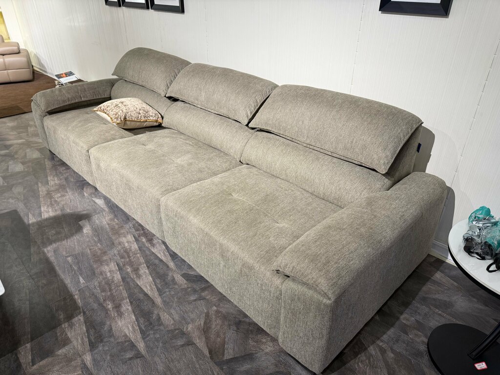 Mobilya mağazaları Инцзе, Heilongjiang, foto