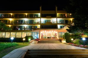 Hotel Ambassador (Varna, Varna, Golden Sands), otel  Altın Kumlar Tatil Tesisleri'nden
