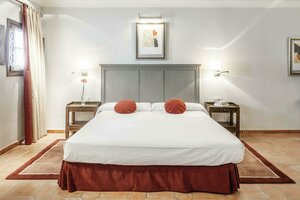 Parador de Zafra (Comunidad Autónoma de Castilla y León, Salamanca, Plaza Corazón de María, 7), otel