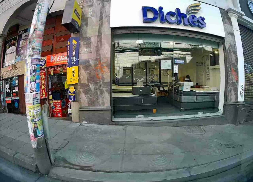Ev temizlik ürünleri Diches AG. Murillo, La Paz, foto