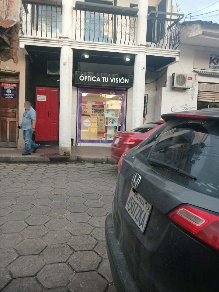 Optik Ocs vision, Santa‑Krus, foto