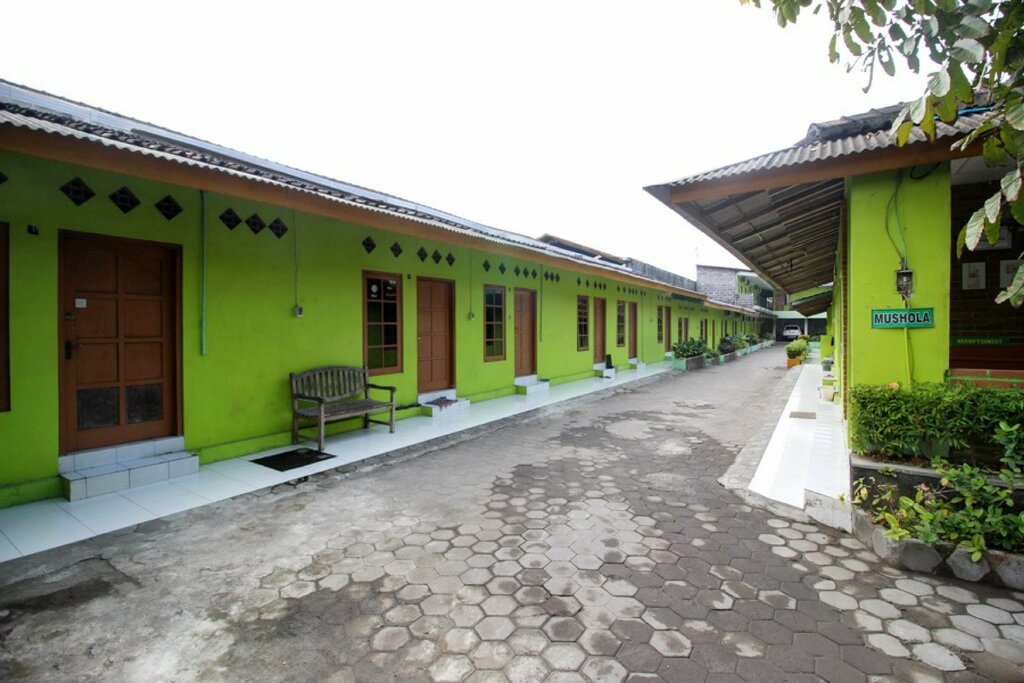 Otel RedDoorz @ Jalan Parangtritis, Dünya, foto