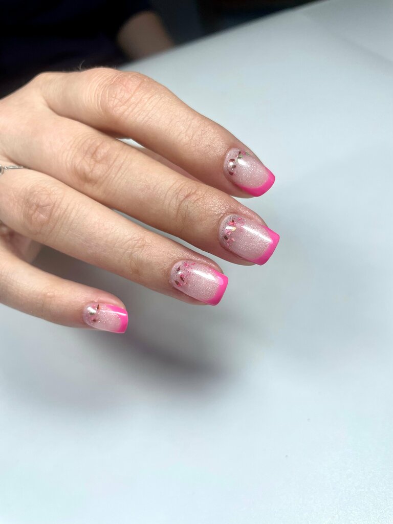 Güzellik salonu Kalinanail, Pustoshka, foto