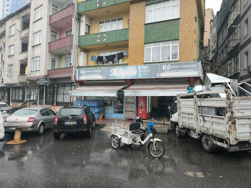 Su satışı H2O Satış Ve Dağıtım, İstanbul, foto
