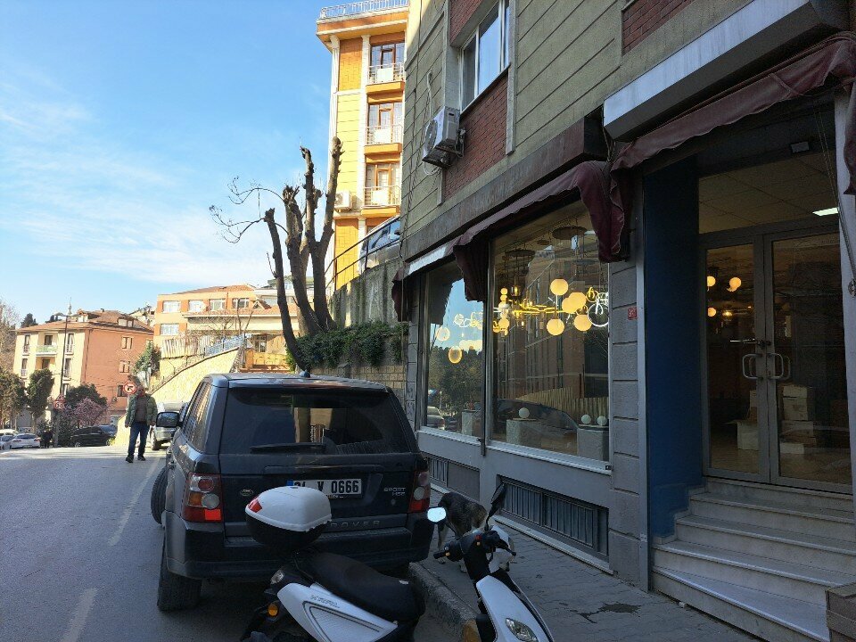 Lamba ve avize mağazaları Sarden Aydınlatma, İstanbul, foto