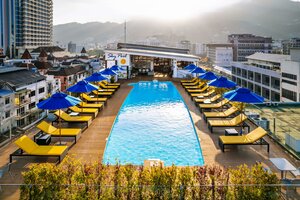 Days Inn Patong Beach (Phuket, Kathu, Pa Tong), otel