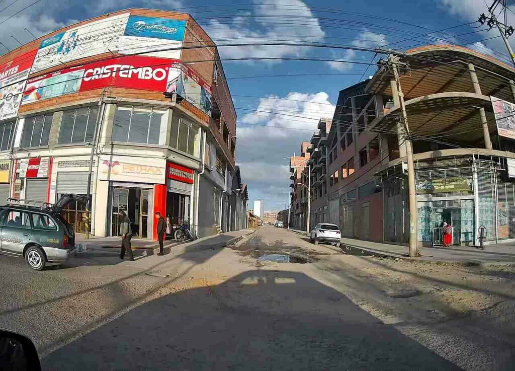 Motosiklet yedek parçaları Petrax, El Alto, foto