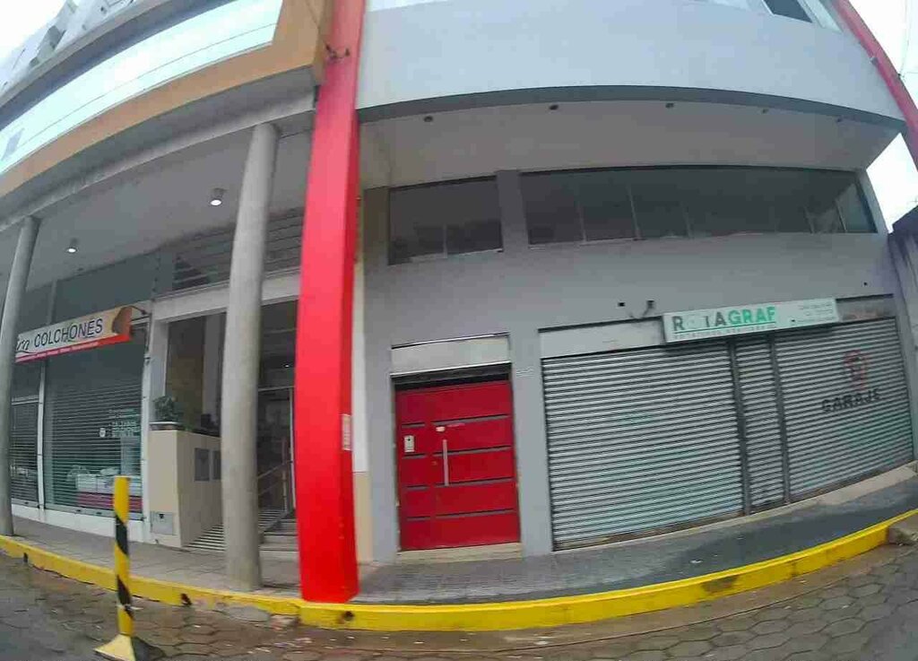 Otomobil yedek parçaları Rotativos Graficos S. R. L., Santa‑Krus, foto