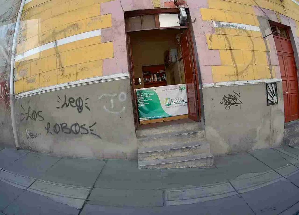 Kargo firmaları Courier Cm Moxbox, La Paz, foto